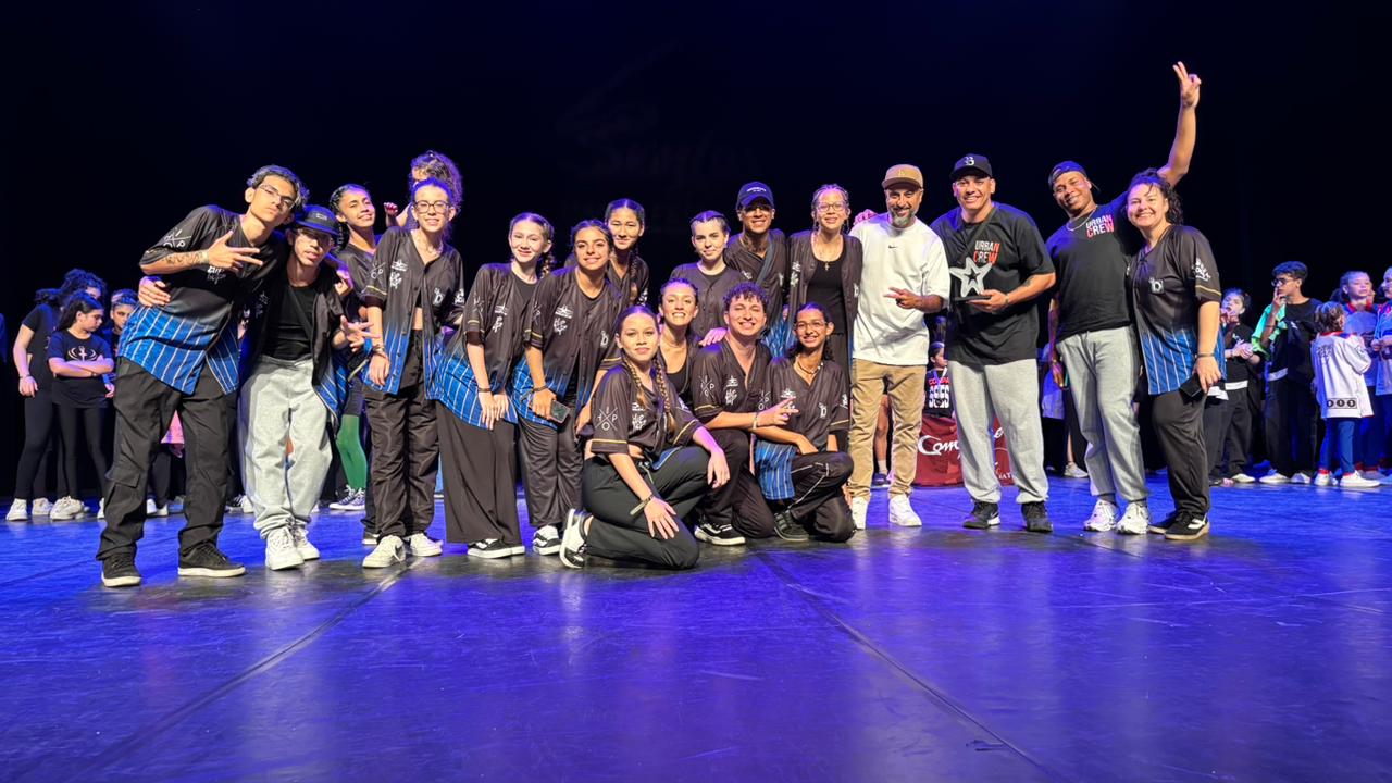 Em Santos: ACADES se destaca no Santos Dance Festival com grupos de ...